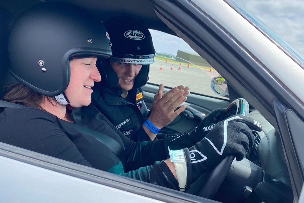 Introduction to Track Days at Thruxton | Porsche Club Motorsport ...
