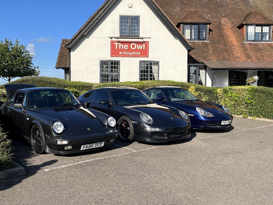 2022 Oct 9th - R29 Meet at The Owl | Surrey Galleries | Porsche Club ...