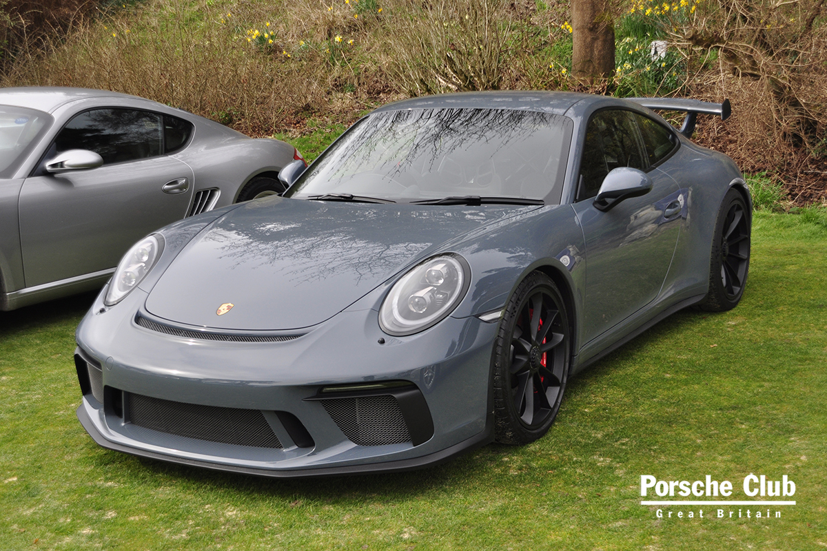 RAC Breakfast 'Drive In' | PCGB Photos April 2018 | Porsche Galleries ...