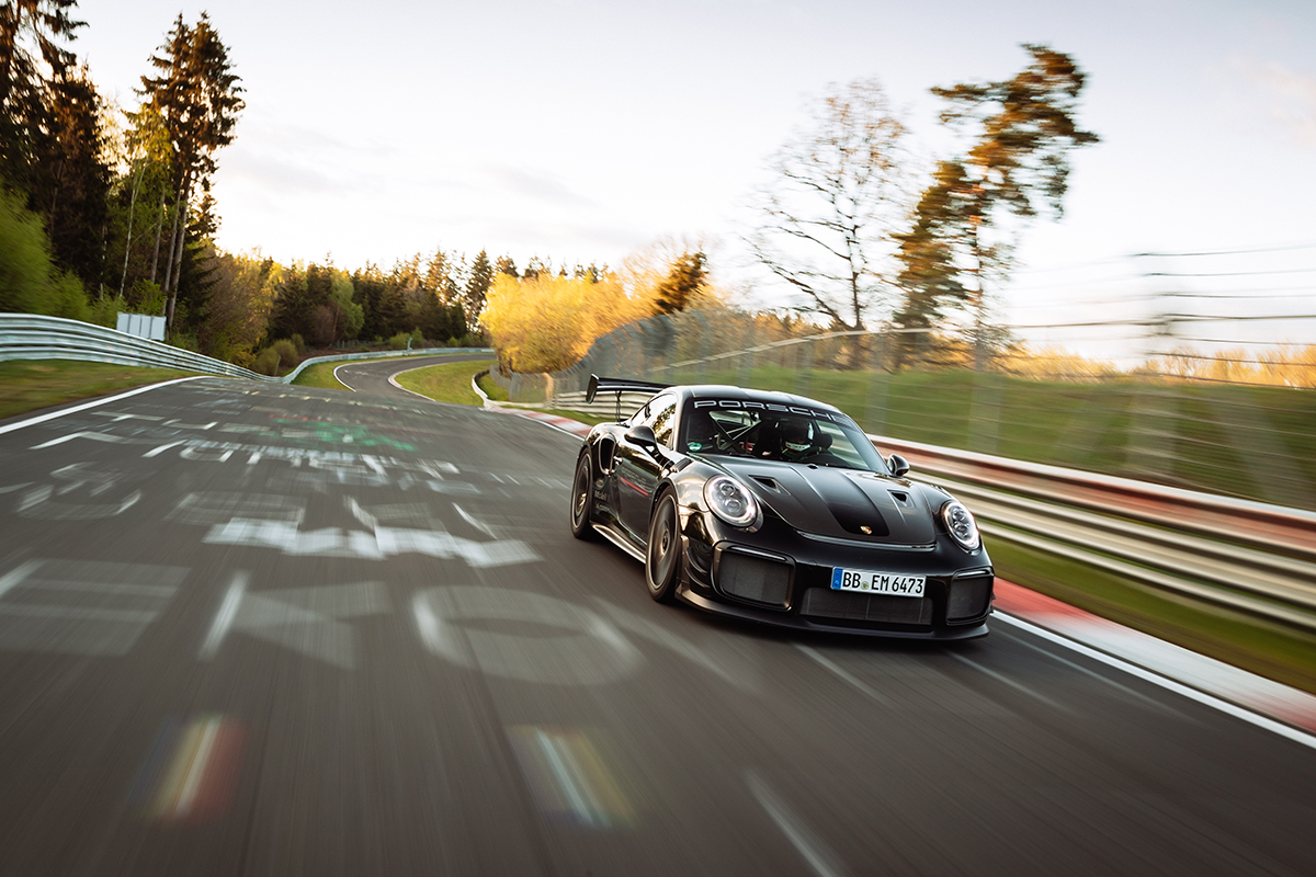 Porsche sets new Nürburgring record of 6:43.3 | Porsche Club News ...