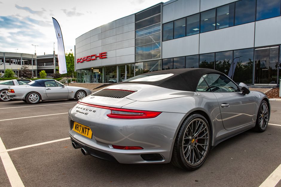 R19 Visit to Porsche Centre Reading | Thames Valley Galleries | Porsche ...