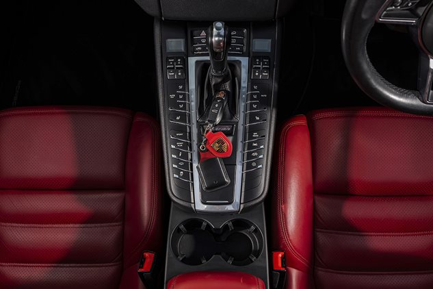 New Porsche Club VTS tracker fob holder | Porsche Club News | Porsche ...