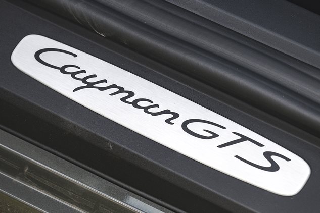 GTS vs GTS: How does the 992 compare with the 718 | Porsche Club News ...