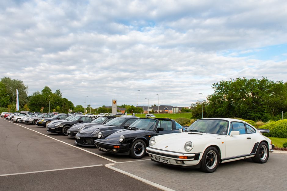 R19 Visit to Porsche Centre Reading | Thames Valley Galleries | Porsche ...
