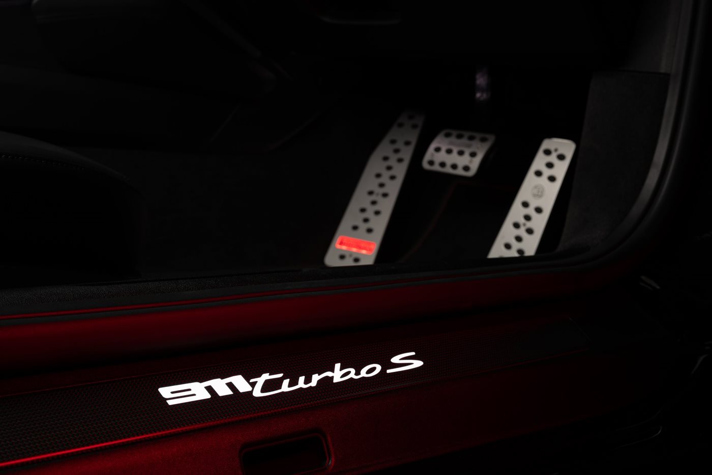 The Brabus 820 | PCGB Photos April 2024 | Porsche Galleries | Porsche ...