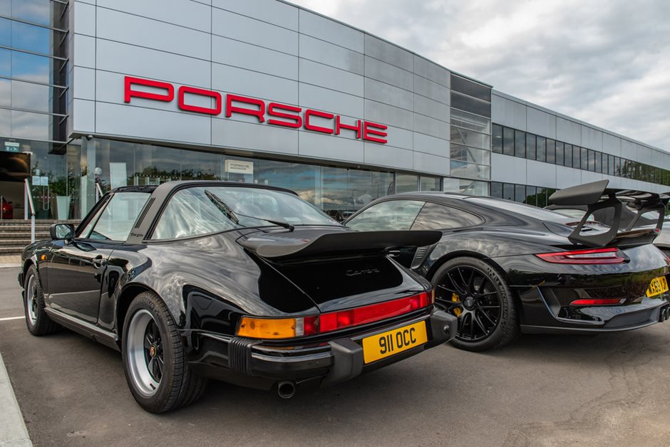 R19 Visit to Porsche Centre Reading | Thames Valley Galleries | Porsche ...